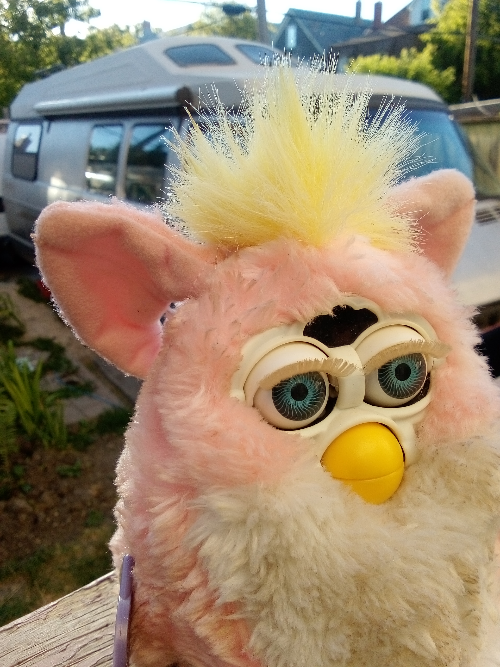 Furby History – Toys2Work ROBOTICS… (under Construction)